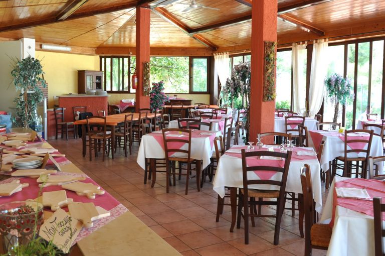 Immagini Camping Budoni-Camping Village Pedra e Cupa Sardegna